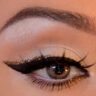 Cat Eye Makeup Tutorial - Step By Step Guide!